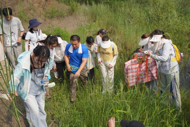 药用植物学蓟州区野外实习圆满落幕-天津中医药大学中药学院